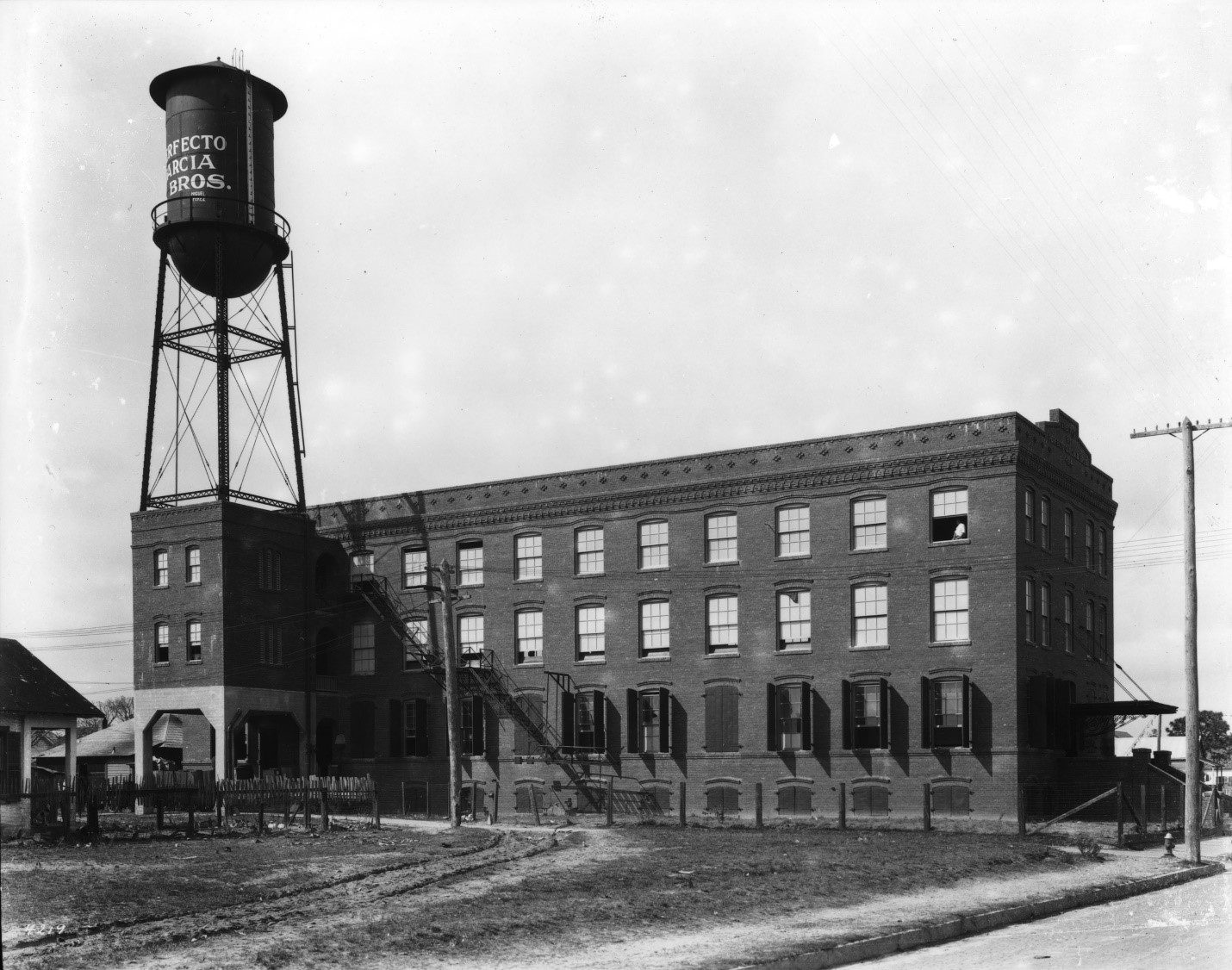 Perfecto Garcia Bros. Factory | Curator's Corner | J.C. Newman Cigar Co.